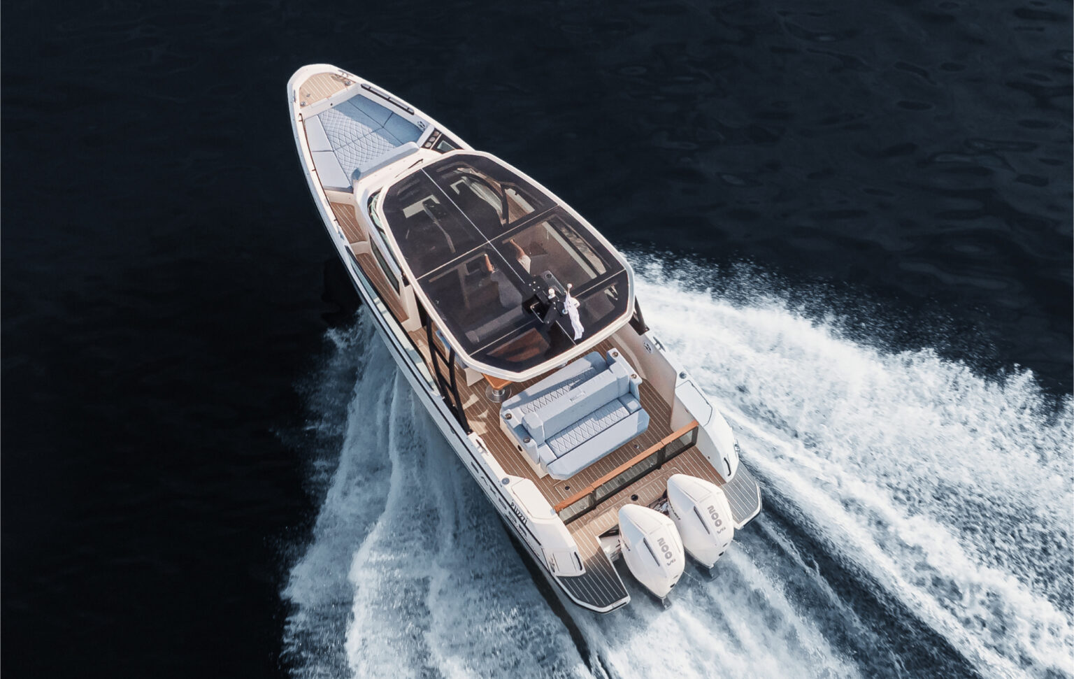 SAXDOR 270 GTO |Award-Winning 27ft Sportboat | Speed & Style